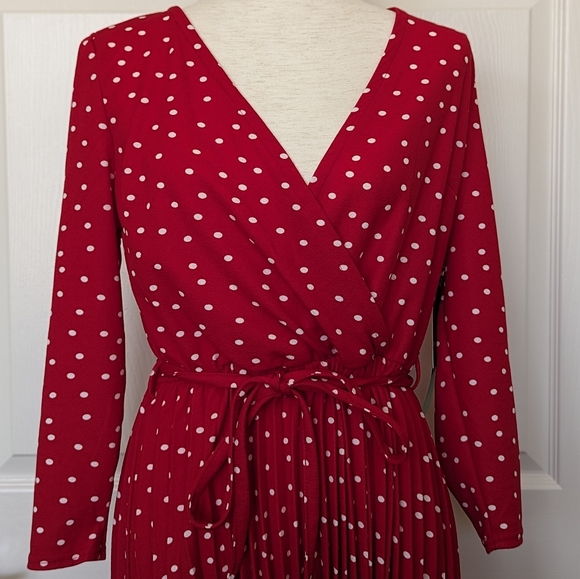 Lark Grey | Dresses | Lark Grey Womens Pleated Red Wrap Dress W White ...